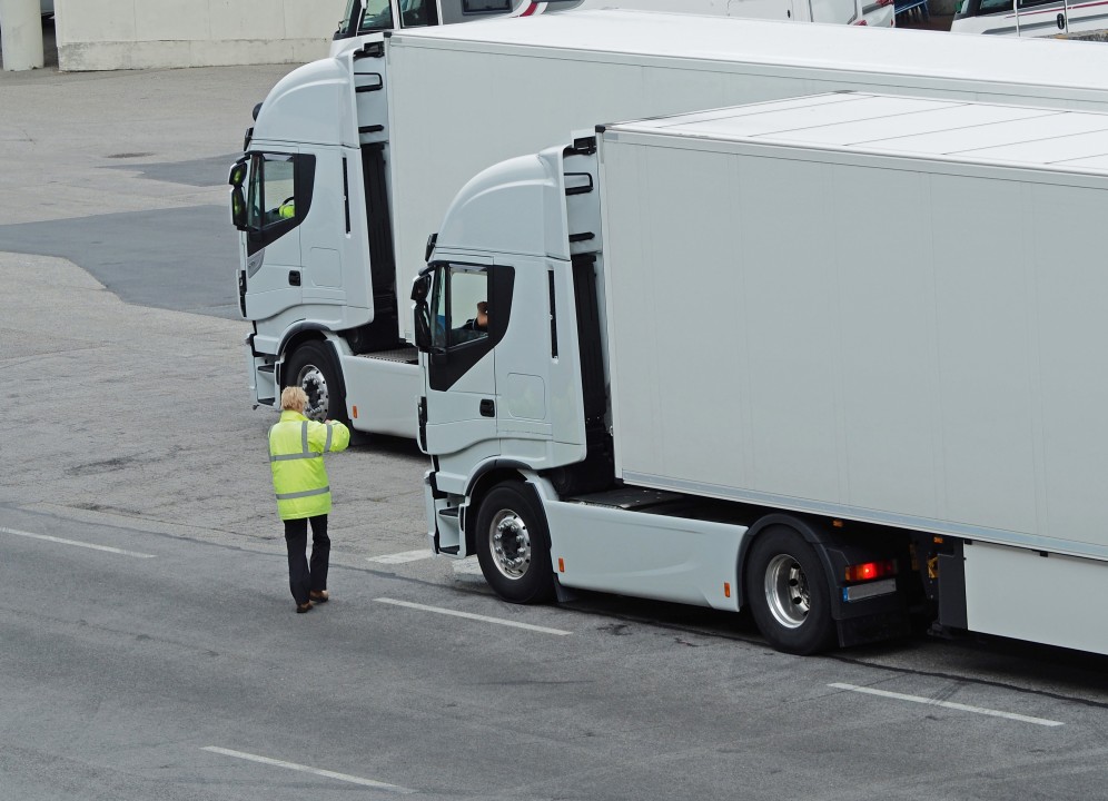Abfahrtskontrolle LKW » Prüfung des LKW's vor Abfahrt